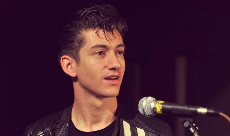 Alex Turner Height, Weight, Body Measurements, Shoe Size