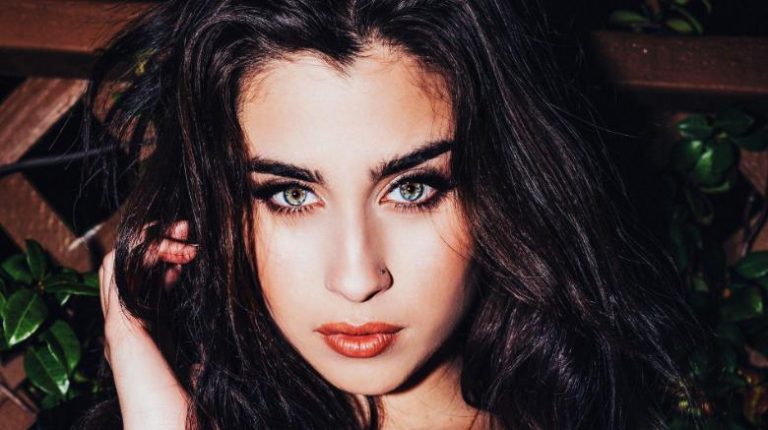 Lauren Jauregui Height, Weight, Measurements, Bra Size, Shoe Size
