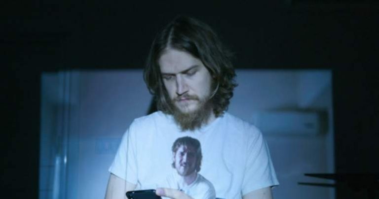 Bo Burnham Height, Weight, Body Measurements, Shoe Size