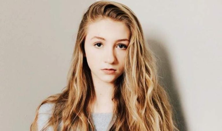 Emma Rayne Lyle Height, Weight, Measurements, Bra Size, Shoe Size