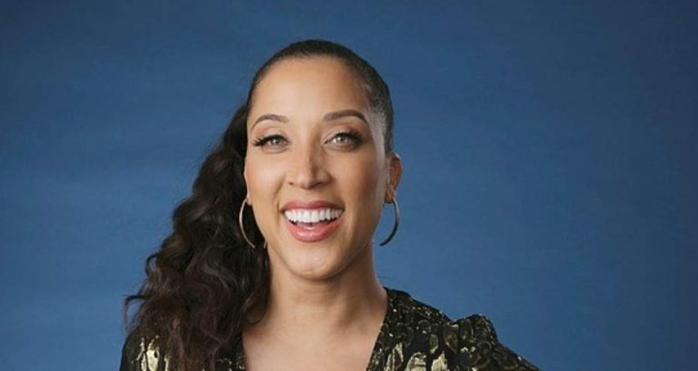 Robin Thede Height, Weight, Measurements, Bra Size, Shoe Size