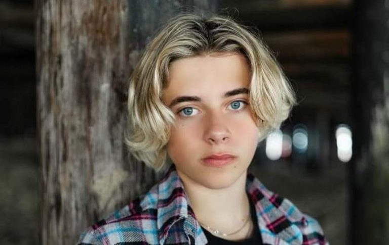 Gavin Magnus Height, Weight, Body Measurements, Shoe Size