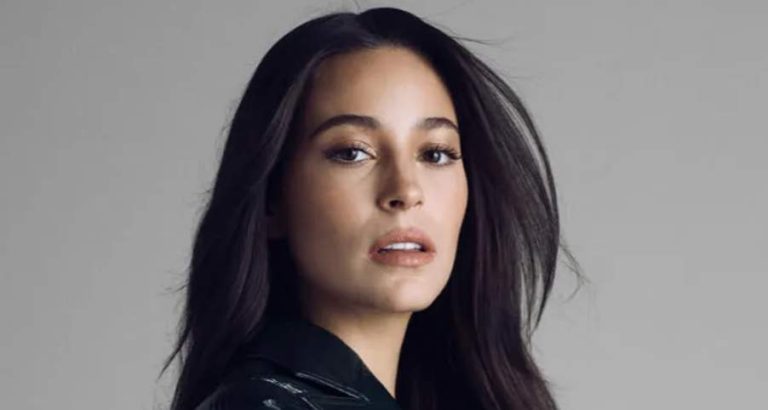 Alexxis Lemire Height, Weight, Measurements, Bra Size, Shoe Size