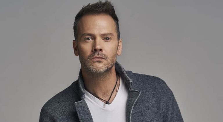 Barry Watson Height, Weight, Body Measurements, Shoe Size