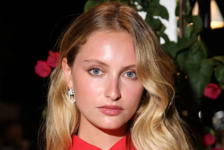 Beatrice Vendramin Height, Weight, Measurements, Bra Size, Shoe Size