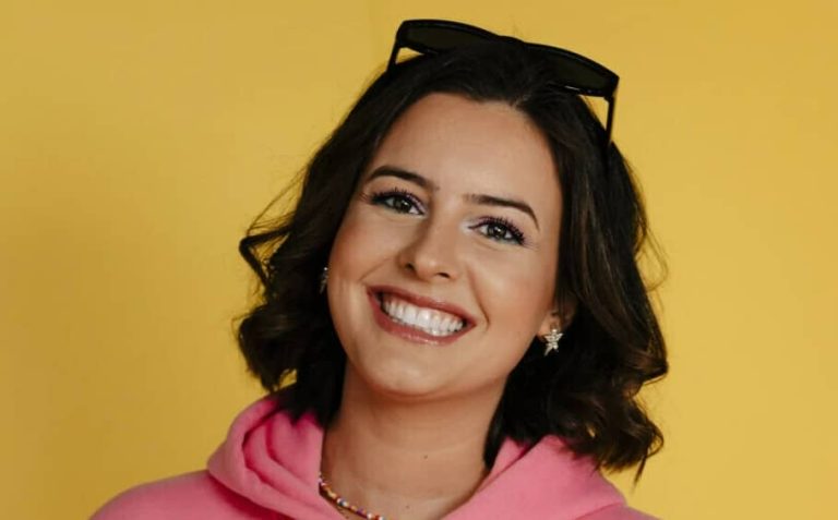 Lisa Michelle Cimorelli Height, Weight, Measurements, Bra Size, Shoe Size