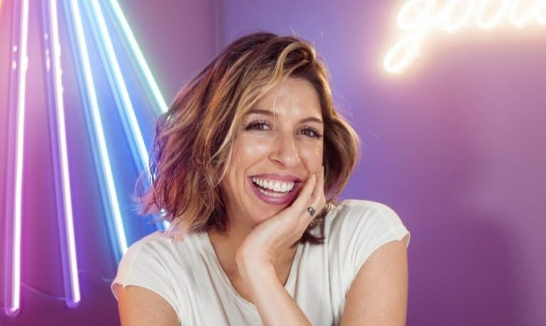 Florencia Bertotti Height, Weight, Measurements, Bra Size, Shoe Size