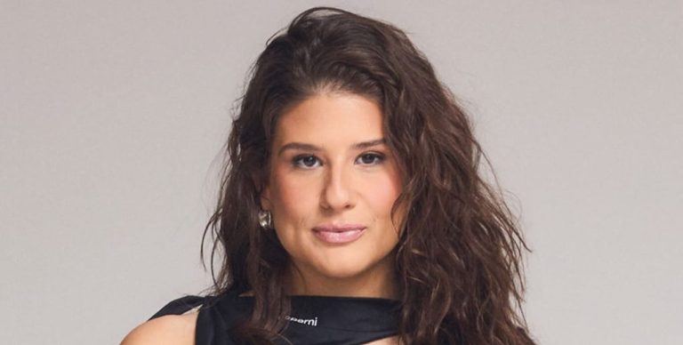 Remi Bader Height, Weight, Measurements, Bra Size, Shoe Size